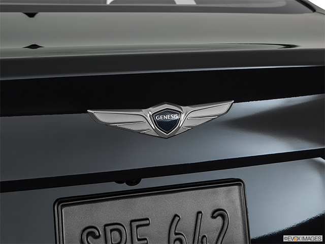 2017 Genesis G80: Price, Review, Photos and Specs (Canada) | Driving.ca