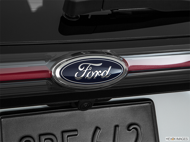 2017 Ford Edge: Reviews, Price, Specs, Photos and Trims | Driving.ca