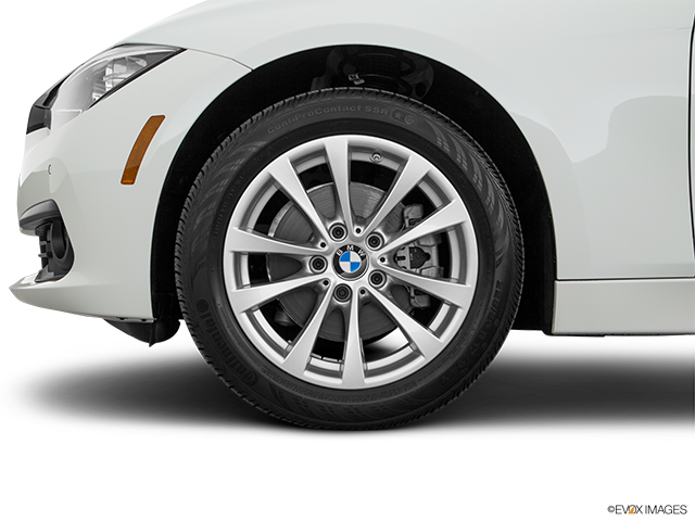 2017 BMW 3 Series: Reviews, Price, Specs, Photos and Trims | Driving.ca