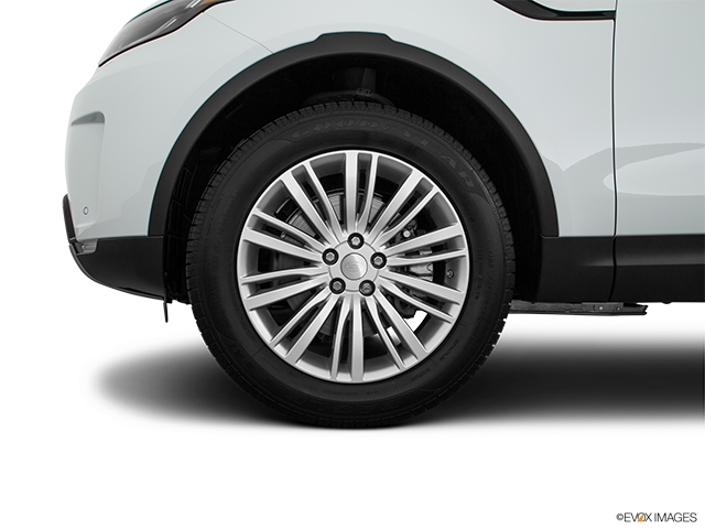 2017 Land Rover Discovery: Price, Review, Photos and Specs - Read This ...