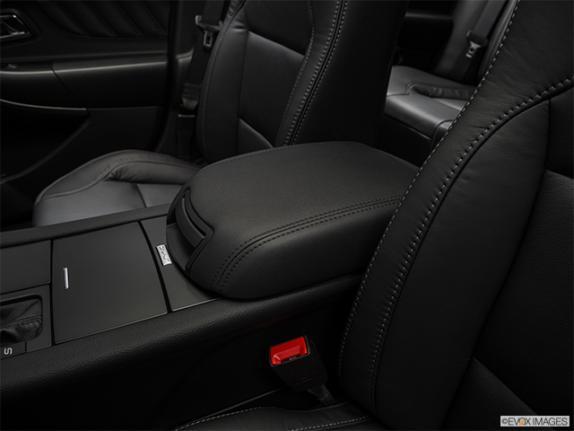 2017 Ford Taurus: Reviews, Price, Specs, Photos and Trims | Driving.ca