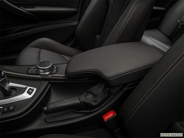 2017 BMW M: Reviews, Price, Specs, Photos and Trims | Driving.ca