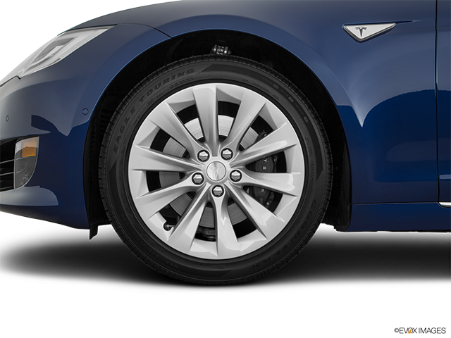 2016 Tesla Model S: Price, Review, Photos and Specs - Read This Before ...
