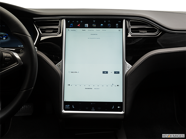 2016 Tesla Model S 60: Price, Review, Photos (Canada) | Driving