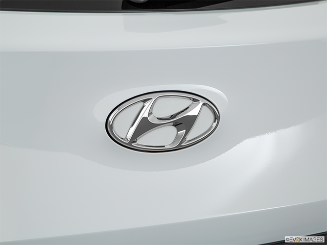 2017 Hyundai Elantra GT: Reviews, Price, Specs, Photos and Trims ...