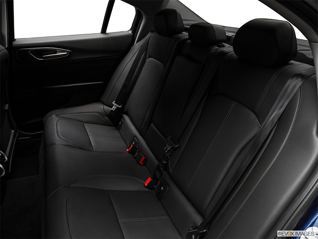 2017 Alfa Romeo Giulia: Reviews, Price, Specs, Photos and Trims ...