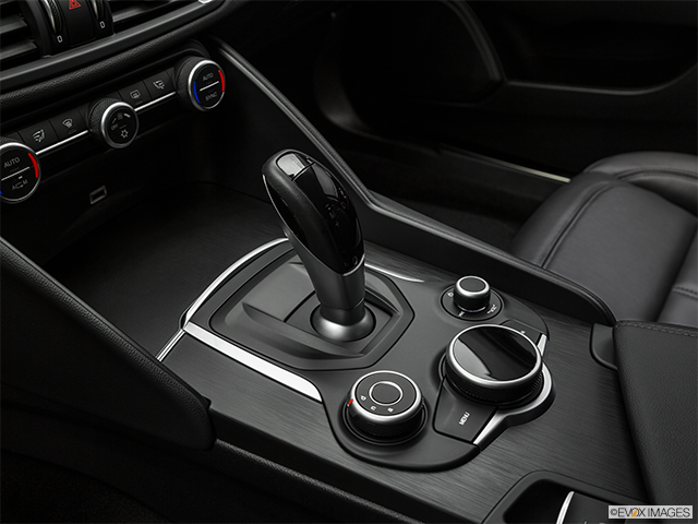 2017 Alfa Romeo Giulia: Reviews, Price, Specs, Photos and Trims ...