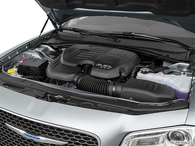 2017 Chrysler 300: Reviews, Price, Specs, Photos and Trims | Driving.ca