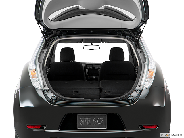 2017 Nissan LEAF: Reviews, Price, Specs, Photos and Trims | Driving.ca