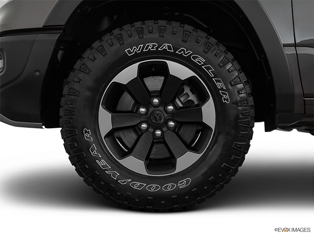 Ram Ram 1500: prix, avis d’experts, photos et spécifications (Canada ...
