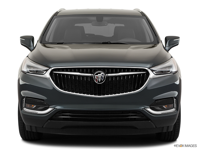 2023 Buick Enclave Essence AWD | Driving