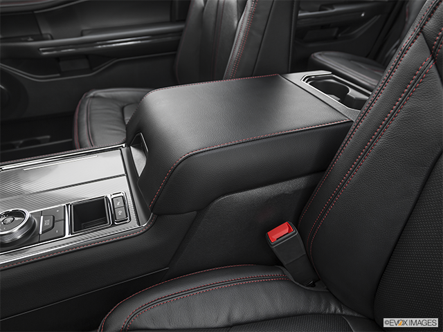 2024 Ford Expedition: Price, Review, Photos (Canada) | Driving