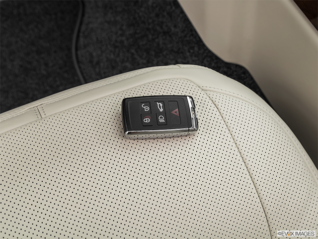 2022 Land Rover Range Rover: Reviews, Price, Specs, Photos and Trims ...