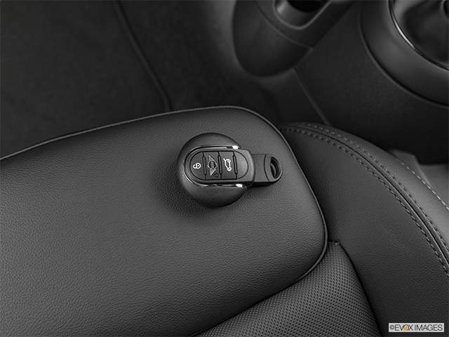 2025 MINI 5 Door: Price, Review, Photos and Specs - Read This Before ...