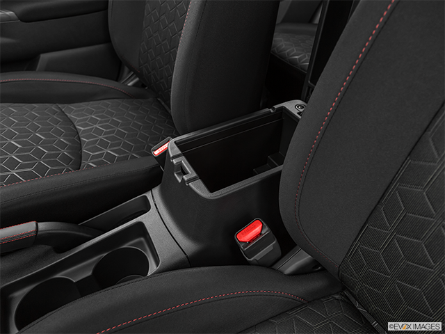 2024 Mitsubishi RVR ES FWD CVT: Price, Review, Photos (Canada) | Driving