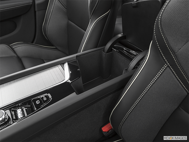 2024 Volvo V60: Price, Review, Photos and Specs (Canada) | Driving.ca