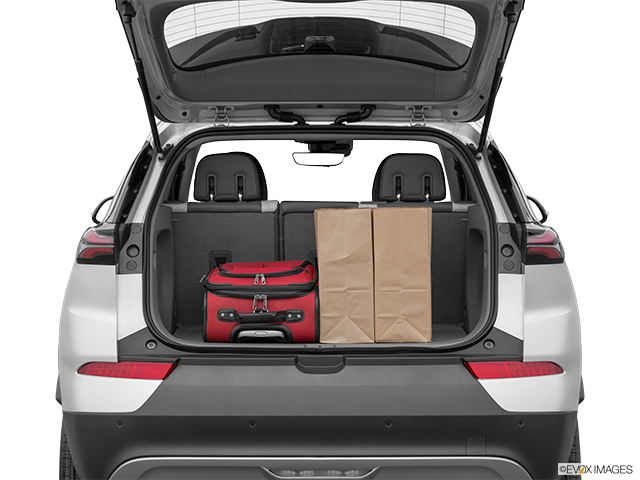 2023 Chevrolet Bolt EUV: Reviews, Price, Specs, Photos and Trims ...