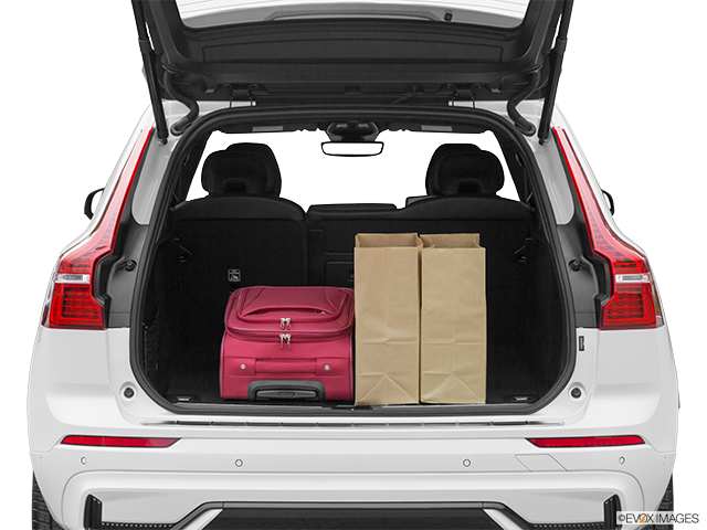 2025 Volvo XC60: Reviews, Price, Specs, Photos and Trims | Driving.ca