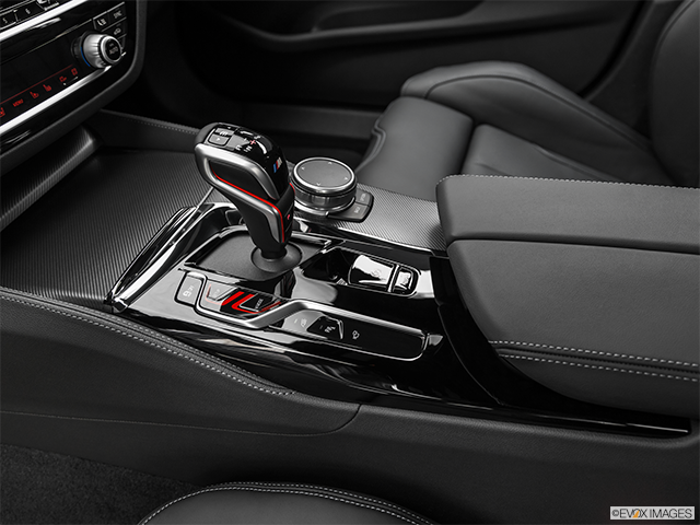 2022 BMW M5 Sedan: Price, Review, Photos and Specs - Read This Before ...
