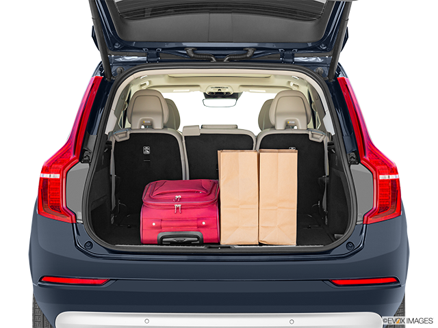 2022 Volvo XC90: Price, Review, Photos and Specs - Read This Before You Buy