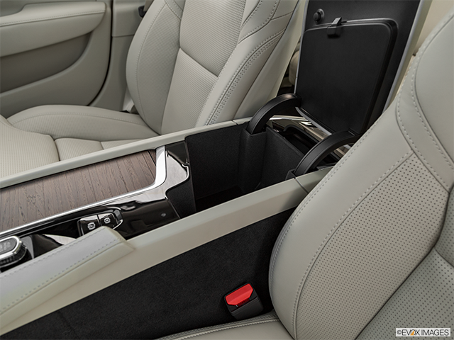 2022 Volvo S90: Reviews, Price, Specs, Photos and Trims | Driving.ca