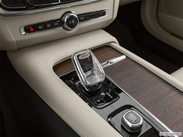 2025 Volvo S90: Reviews, Price, Specs, Photos and Trims | Driving.ca