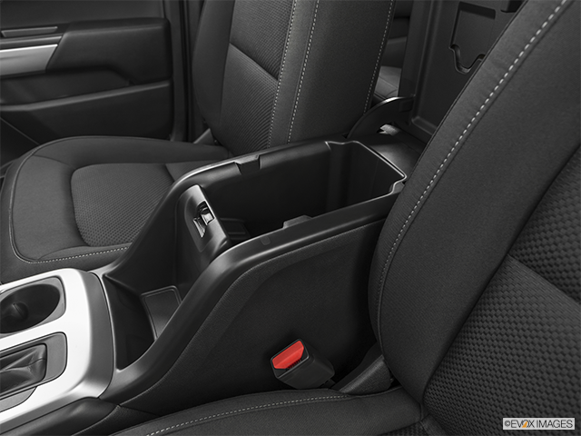 2023 Chevrolet Colorado: Price, Review, Photos (Canada) | Driving