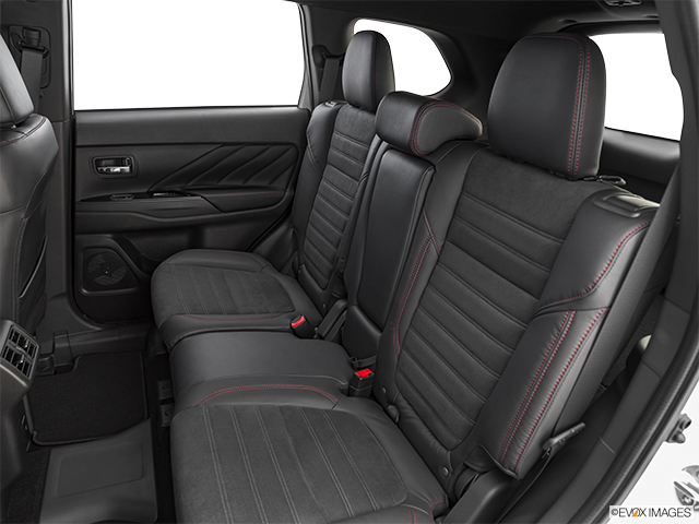 2023 Mitsubishi Outlander PHEV ES S-AWC: Price, Review, Photos (Canada ...