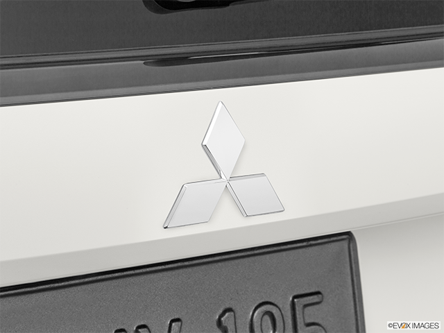 2024 Mitsubishi Outlander PHEV: Price, Review, Photos (Canada) | Driving