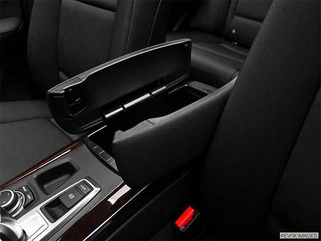 2012 BMW X5 xDrive35i: Price, Review, Photos (Canada) | Driving