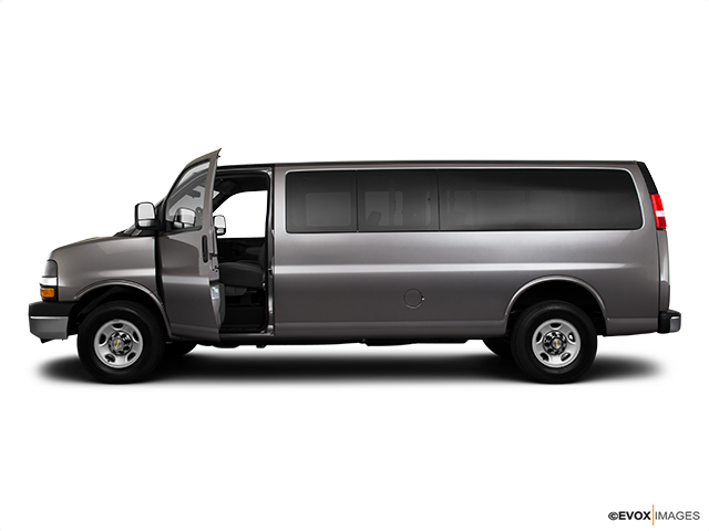 2010 Chevrolet Express 1500 LS: Price, Review, Photos (Canada) | Driving