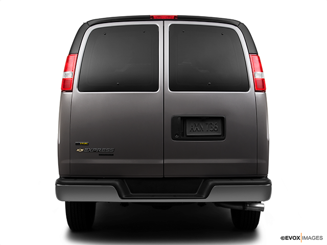 2010 Chevrolet Express 1500 LS: Price, Review, Photos (Canada) | Driving