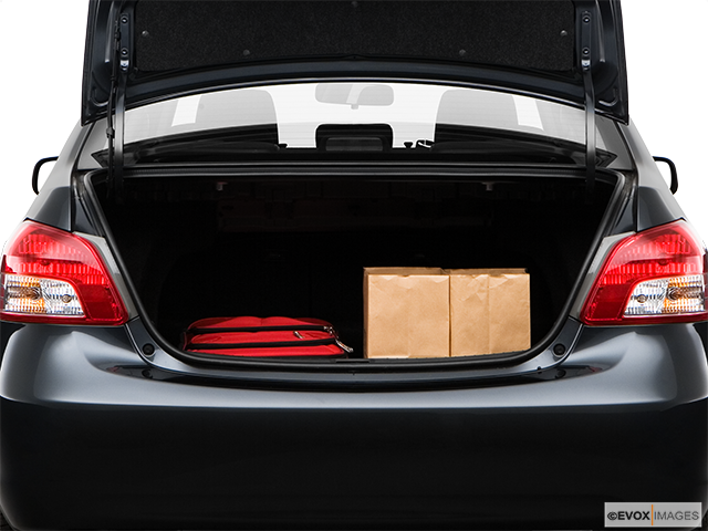 2009 Toyota Yaris Sedan 5MT: Price, Review, Photos (Canada) | Driving