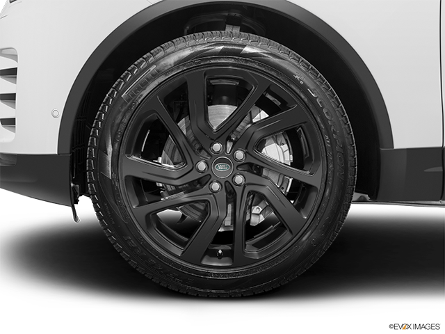 2025 Land Rover Discovery: Price, Review, Photos and Specs (Canada ...