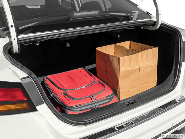 Nissan Altima 2023: Essais routiers, prix, spécifications, photos et ...