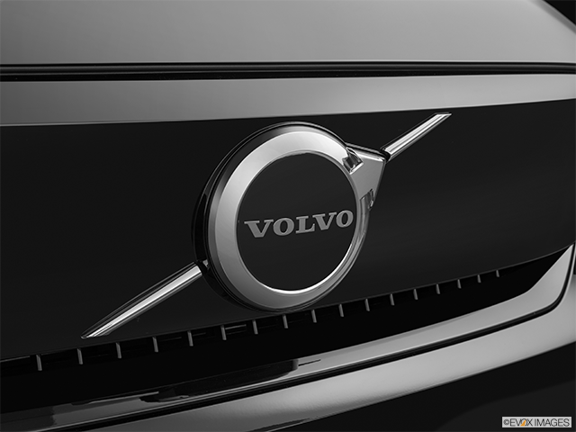 2024 Volvo C40: Price, Review, Photos and Specs (Canada) | Driving.ca