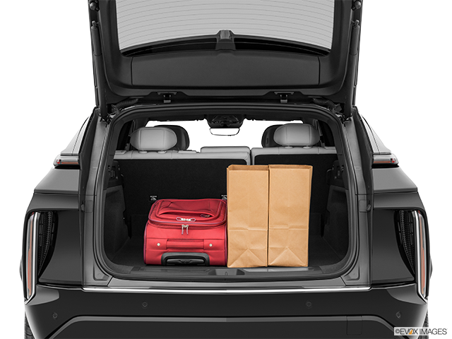 2024 Cadillac LYRIQ: Reviews, Price, Specs, Photos and Trims | Driving.ca