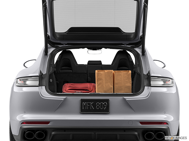 Porsche Panamera 2025: Essais routiers, prix, spécifications, photos et ...