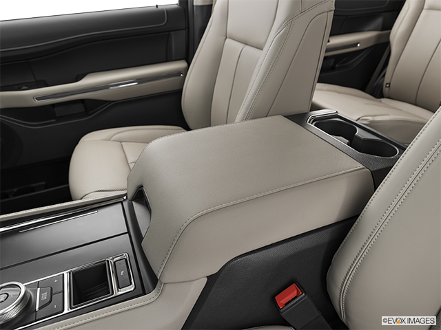 2024 Ford Expedition: Reviews, Price, Specs, Photos and Trims | Driving.ca