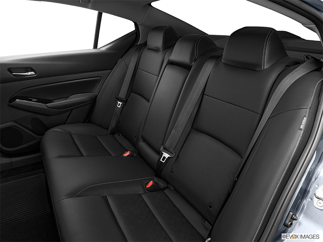 2024 Nissan Altima: Price, Review, Photos and Specs - Read This Before ...