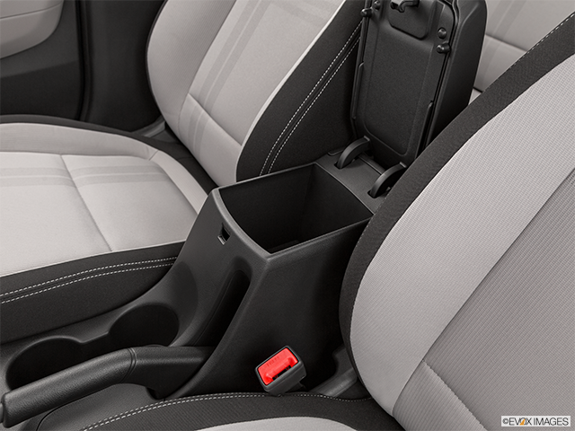 2024 Hyundai Venue: Price, Review, Photos and Specs - Read This Before ...