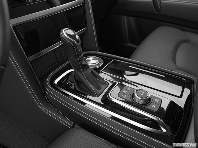 2025 Infiniti QX80: Reviews, Price, Specs, Photos and Trims | Driving.ca