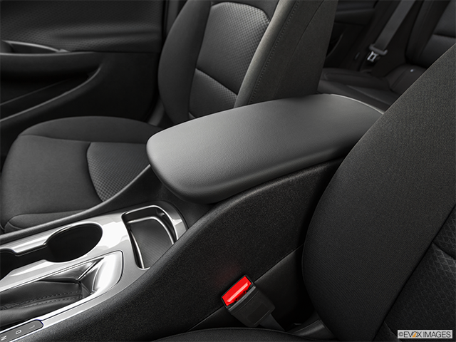 2022 Chevrolet Malibu: Reviews, Price, Specs, Photos and Trims | Driving.ca