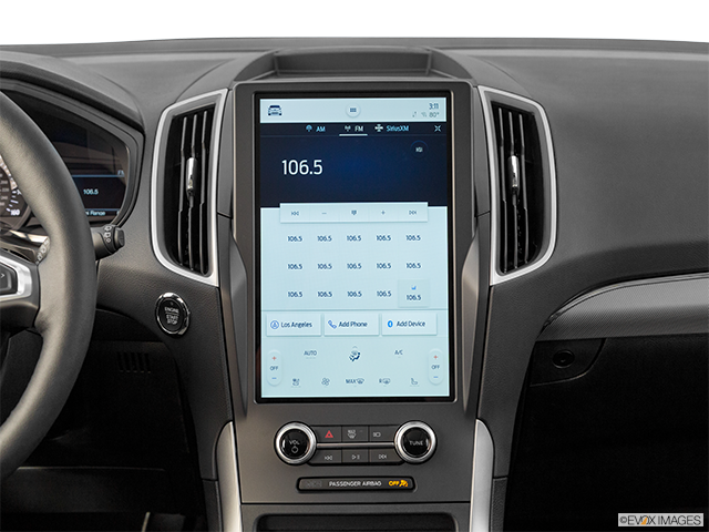 2023 Ford Edge SE AWD: Price, Review, Photos (Canada) | Driving