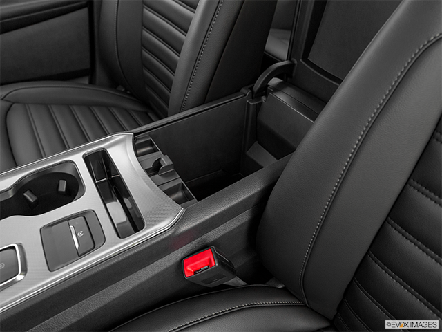 2023 Ford Edge SE AWD: Price, Review, Photos (Canada) | Driving