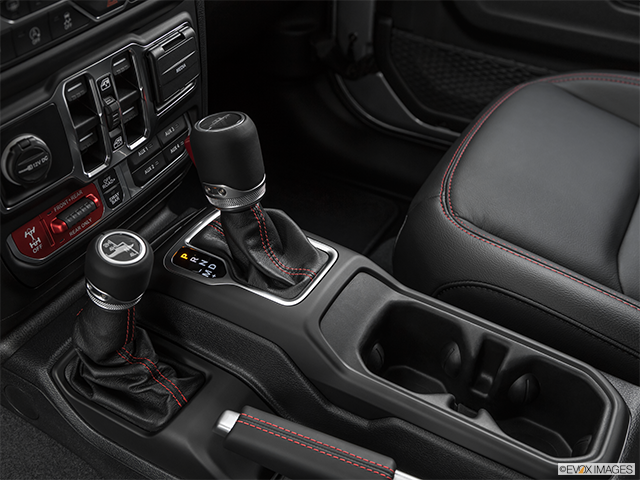 2025 Jeep Gladiator: Price, Review, Photos and Specs (Canada) | Driving.ca