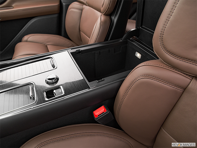2022 Lincoln Aviator: Reviews, Price, Specs, Photos and Trims | Driving.ca