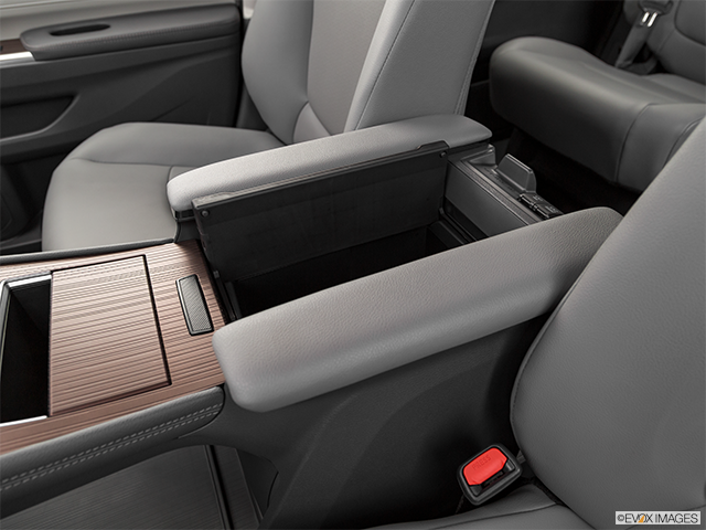 2024 Toyota Sienna: Reviews, Price, Specs, Photos and Trims | Driving.ca