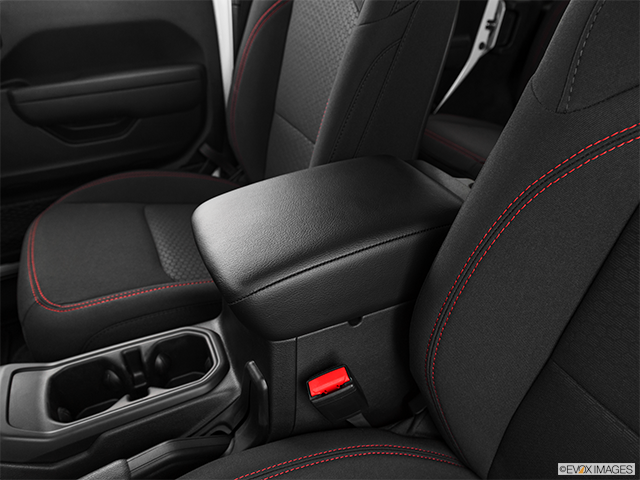 2025 Jeep Wrangler 4-Door: Price, Review, Photos and Specs (Canada) | Driving.ca