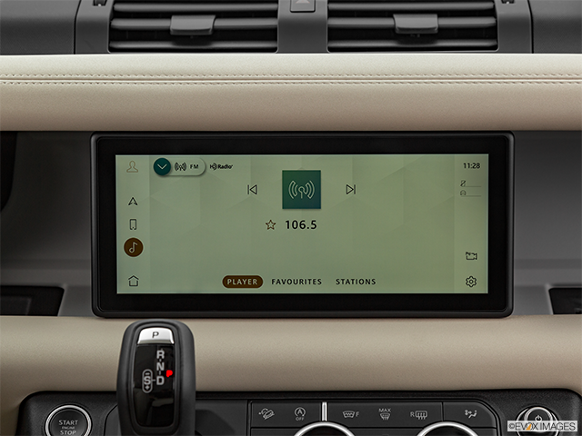 2025 Land Rover Defender: Price, Review, Photos and Specs (Canada ...